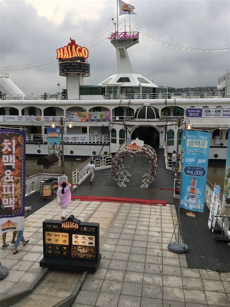 Robin C Robin2074 Twitter