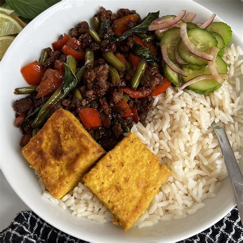 Wat Eet Je Dan Wel Pad Krapow Wat Eet Je Dan Wel