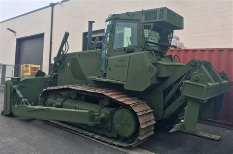 Medium Crawler Tractor Usmc Milspray®