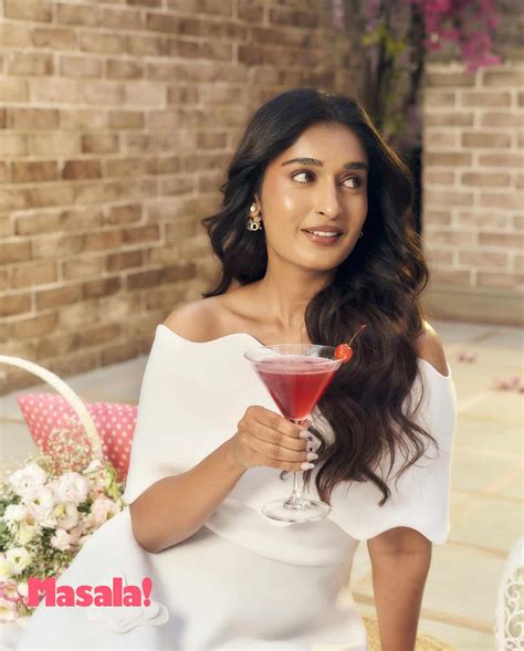 Influencer Niharika Nm Is All Set To Make Her Movie Debut