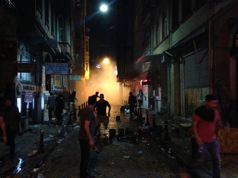 Cuma Friday 31052013 Cihangir Saat Neredeyse 0300 Olm Flickr