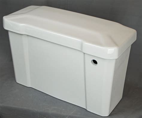 Shires Adelphi Low Level Cistern Oak Ceramics