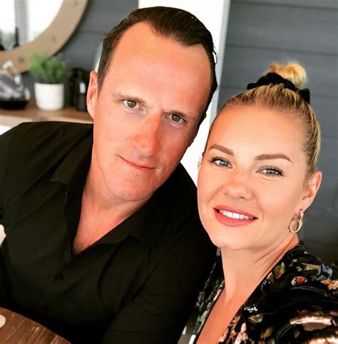 Elisha Cuthbert Height Weight Age Body Statistics Net Jessica Alba