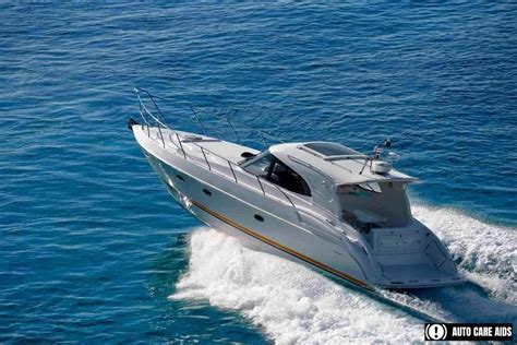 25 Different Types Of Boats With Photos