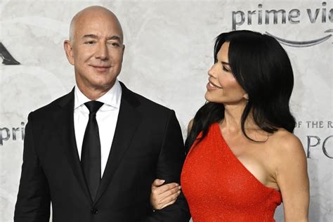 Amazon Founder Jeff Bezos And Lauren Sanchez Are Reportedly Engaged