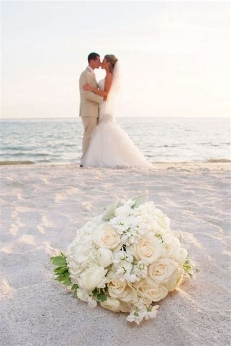 Fabelhafte Hochzeitsfotos Am Strand Weitere Informationen Weddingforwar Wedding