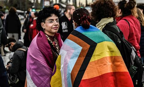 Grecia A Devenit Prima țară Creștin Ortodoxă Care A Legalizat