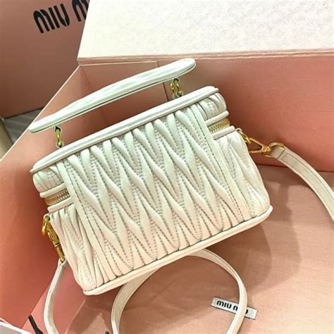 Classic Brand Signature Matelasse Texture Depop