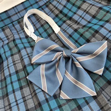 新栄高校 旧制服 正規品 スカート リボンセット （新品未使用品） メルカリ
