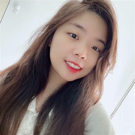 Jia Yee Hue 客服专员 Webhelp Linkedin