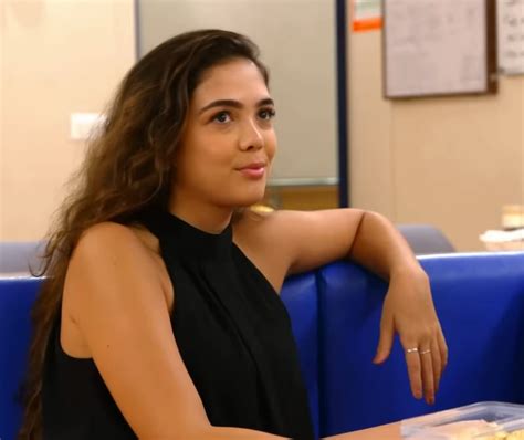 Belowdeckdownunder Marina Seems To Be Getting Joy Out Of Snagging Wihan