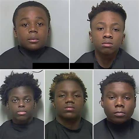 Unv4ulted Texas Man Swallows 800 000 Diamond Earrings From Tiffany