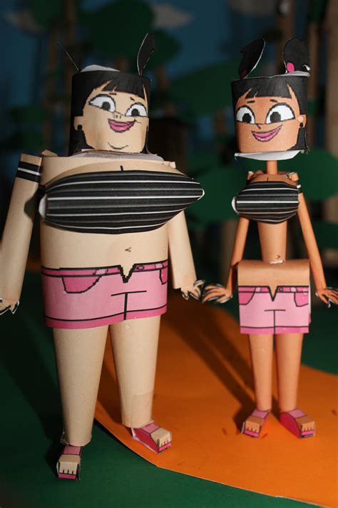 Katie And Sadie From Total Drama In Papercraft By Viluvector On Deviantart