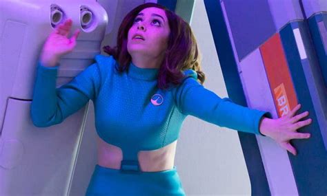 Black Mirror Season 4 Episode1 Uss Callister Review A Potpourri