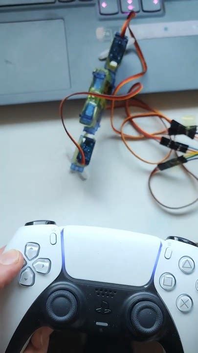65 Walking Robot Concept Esp32 Sg90 Ps5 Dualsense Shorts Youtube