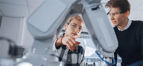 Konstrukteur Mwd In Fördertechnik Und Anlagenplanung Christiane