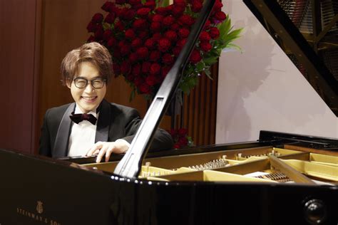 石井琢磨、夢のスタートラインに！ 33回目のバースデーに47都道府県ツアーが始動～発表記念コンサートの模様をレポート Musicman