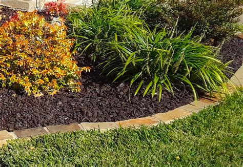 Brown Mulch Landscaping Groundsmart Premium Nugget Recycled Rubber