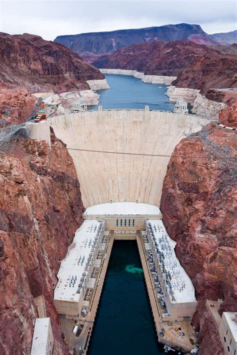 The Hoover Dam And Lake Mead Stock Image Image Of Travel Valley