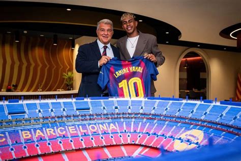 Opinion Barcelonas New No10 Era Begins With Lamine Yamal