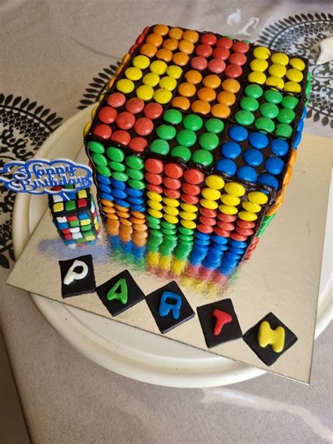 Rubik S Cube Cake Artofit