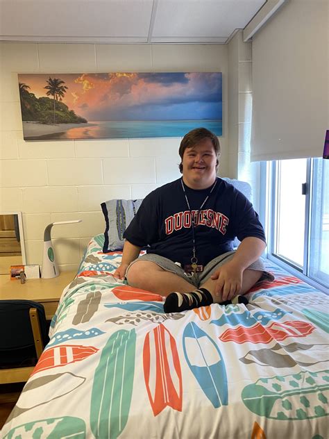 Rubys Rainbow Love Rockin Recipient Coltons Dorm Room At Duquesne