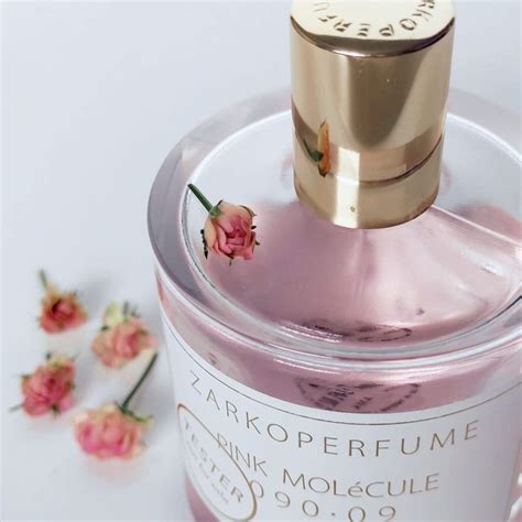 Pink molecule | Ароматы, Косметика, Духи