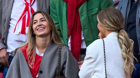 Rb Christoph Baumgartner Verlobt Sich Mit Freundin Sandy Sobotka