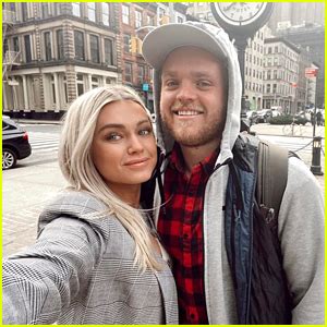 ‘dancing With The Stars Pro Lindsay Arnold And Hubby Sam Cusick