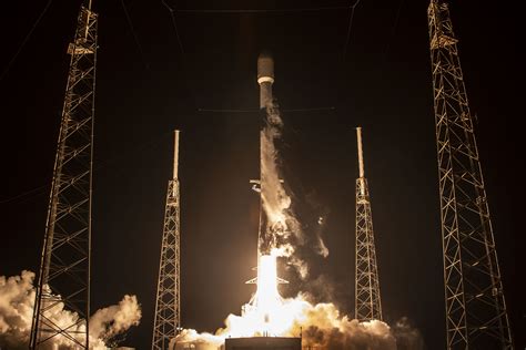 Arabsat 7b Badr 8 Falcon 9 Block 5 Everyday Astronaut