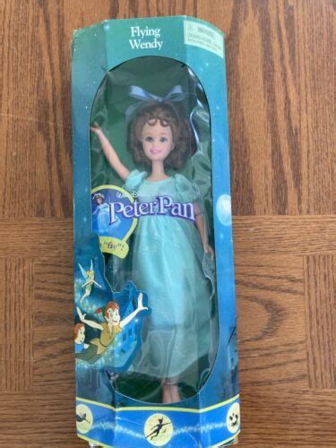 Walt Disneys Peter Pan Flying Wendy Doll 1997 Mattel No 19297