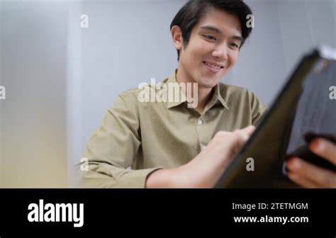 Computer Data Entry Stock Videos And Footage Hd And 4k Video Clips Alamy