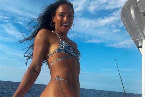 Netflix Star Gabi Butler Signs For Wwe And Is Ready To Put On A Show