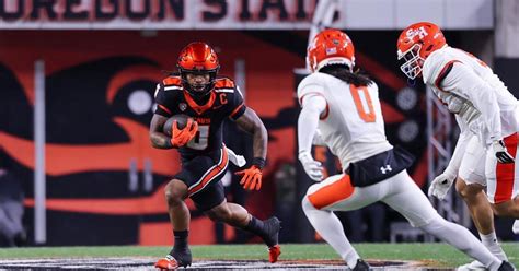 Oregon State Football Beavers Hand Bearkats Their First Win