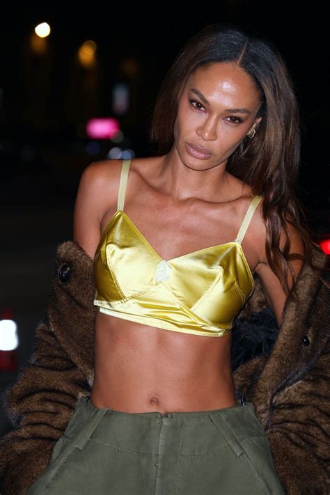 Joan Smalls Arrives At Marc Jacobs 2026 Runway Show In New York City 02