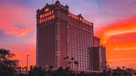 Hotels In Henderson Nv Las Vegas Hotels Off The Strip Sunset Station