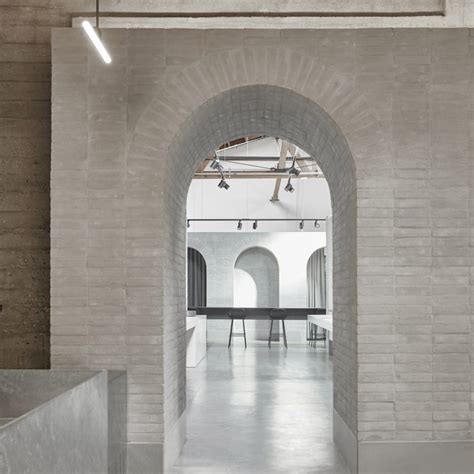 Mclaren Excell Unveils Minimalist Hq For Samsung Design Europe