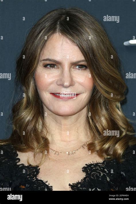 Jennifer Jason Leigh At The Premiere Of Paramount Pictures