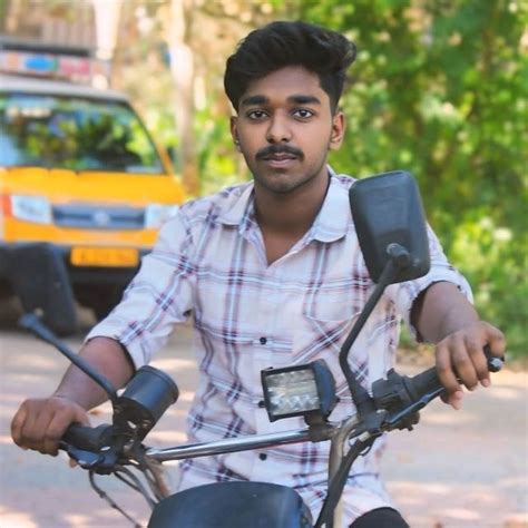 Abi 💌 Abiachuzz • Threads Say More