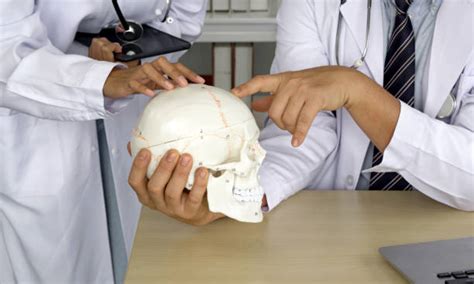 What Are The Symptoms Of Temporal Arteritis And The Treatment For