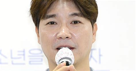 박수홍 가족 밑바닥 그 아래까지 까발려진 리폿이슈 박수홍 가족 밑바닥 그 아래까지 까발려진 리폿이슈