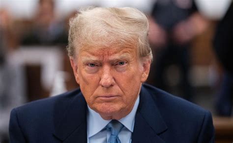 Трамп подал иск на 15 млрд против газеты The New York Times за критику в свой адрес Минская