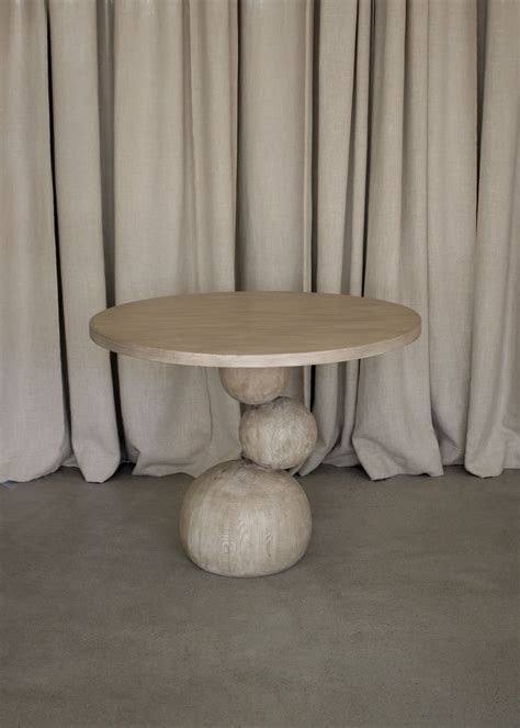 Boulder Table Lolointeriors