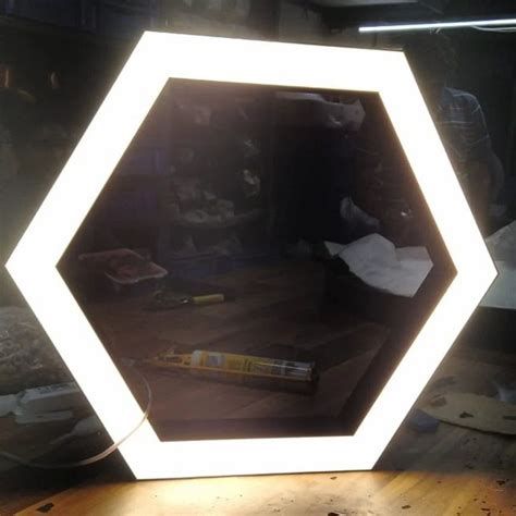 Pure White Hexagonal Led Ceiling Light 18w At ₹ 3600piece In Mumbai