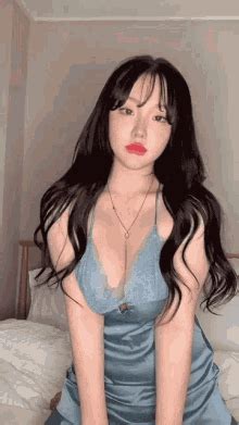 Asian Girls With Big Tits S Tenor