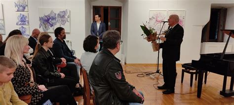 Foto Američki Pijanist Sam Rotman U Muzeju Grada Đurđevca Priredio Vrhunski Koncert