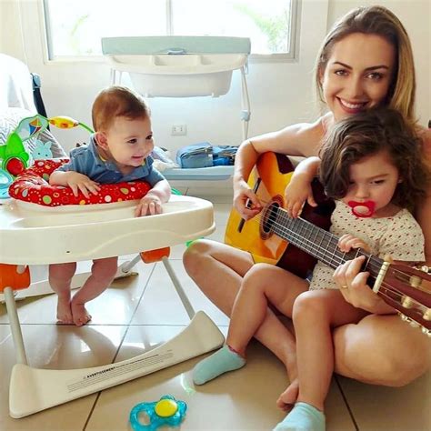 Daniela Pol Daniela Pol Added A New Photo