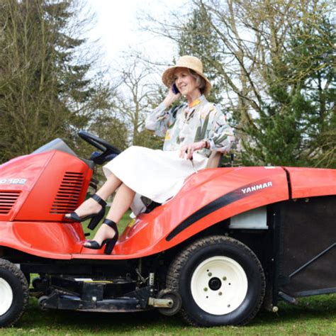 Annabel Davis Morello Bookings