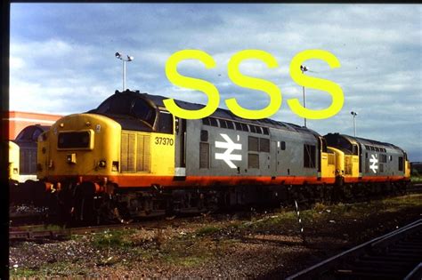 Uk Railways 35mm Colour Slidee6 Class 37 37370 At Motherwell Depot