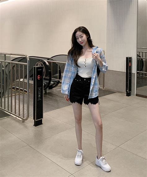 더벳 데미지 컷팅 숏팬츠 에이블리